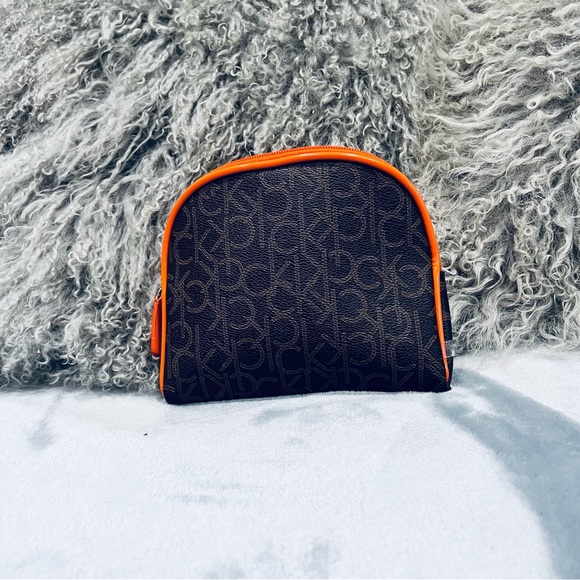 Calvin Klein | Bags | Calvin Clay Makeup Purse Small Beautiful ...